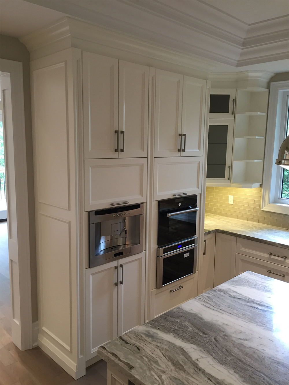 Custom Kitchens - Canwood Kitchen Inc.